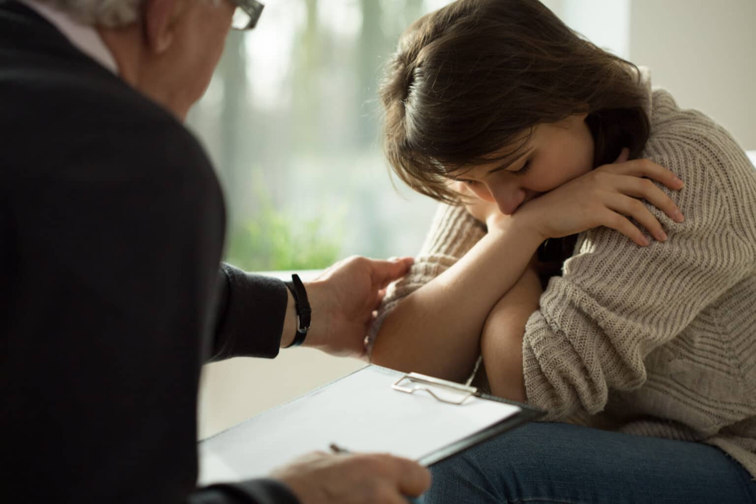 Signs of Addiction: How to Spot Early Warning Signs